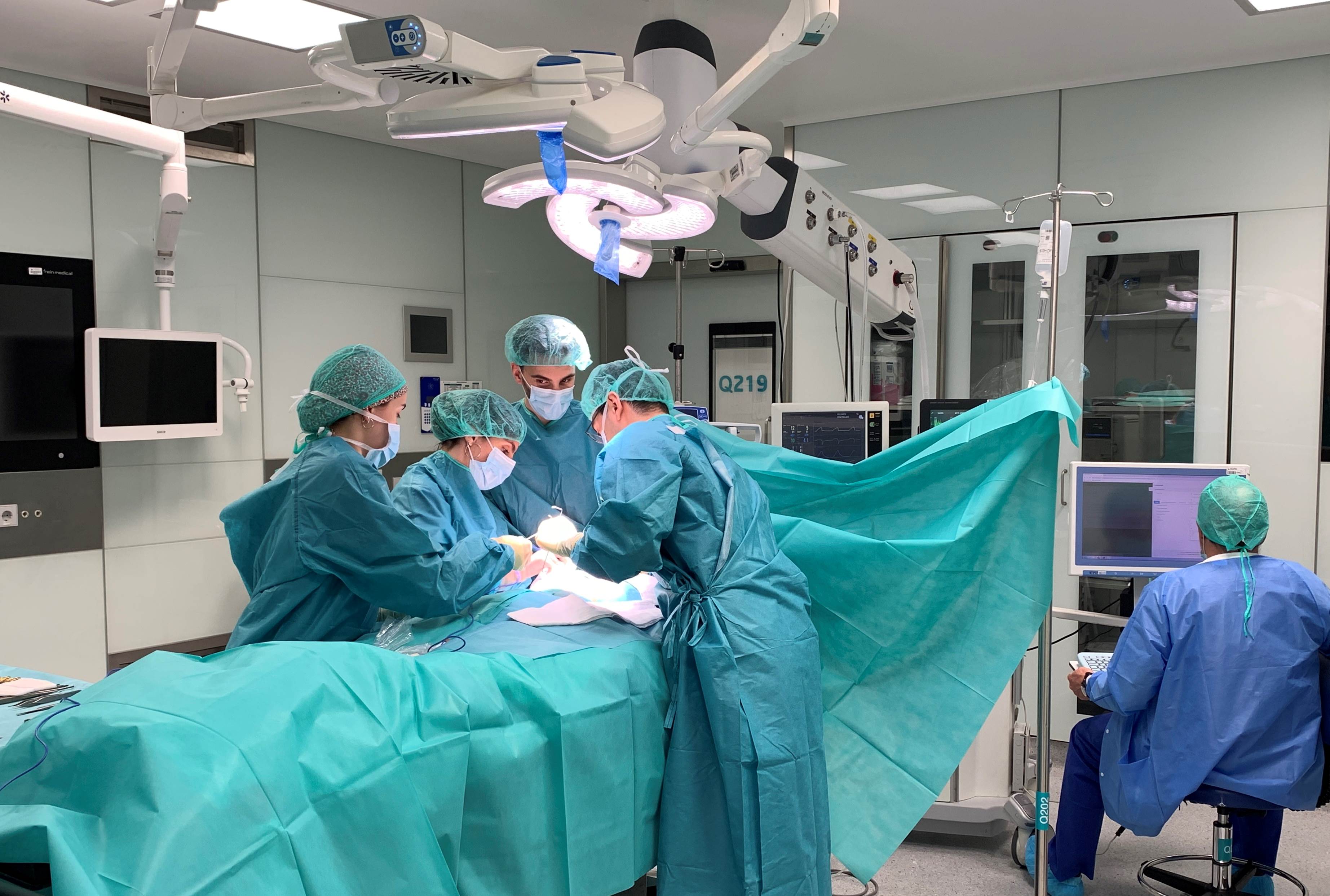 ¿Sabías que hay enfermedades que afectan más a mujeres que a hombres? | Quirónsalud